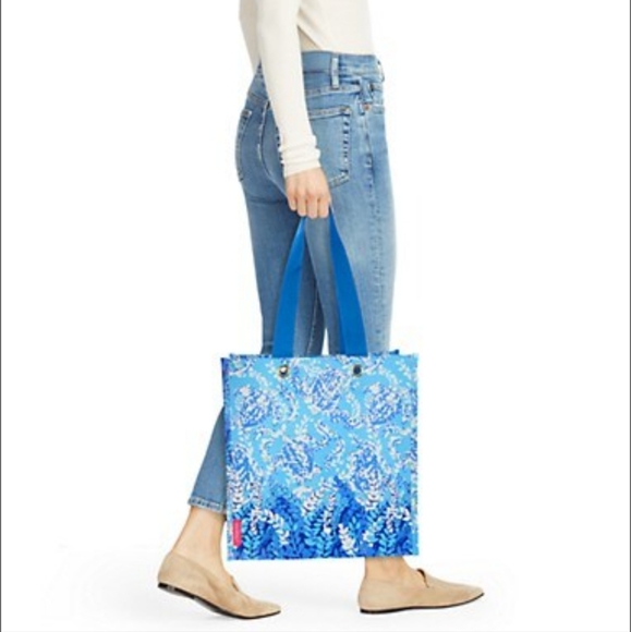 Lilly Pulitzer | Bags | Lilly Pulitzer Shopping Tote Turtle Awesome ...